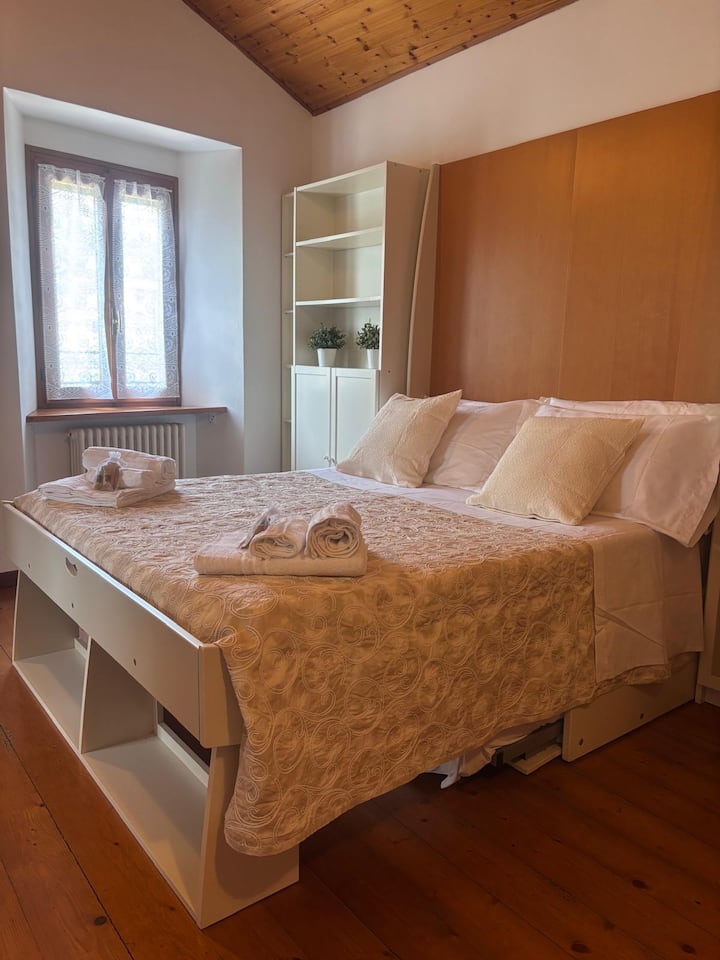 La Casina Di Lella - Charme Storico In Piazza Era - Lecco