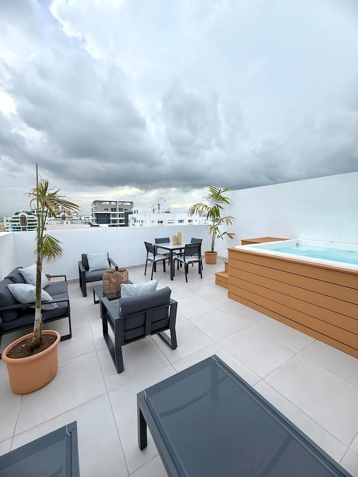 Private Terrace, Private Hot Jacuzzi, City Center. - Santo Domingo
