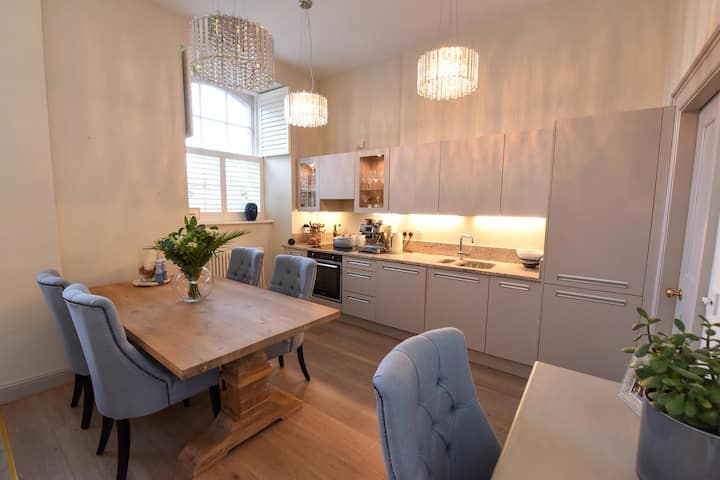 Luxury Apartment In Blackrock Cork Near Marina - Cork