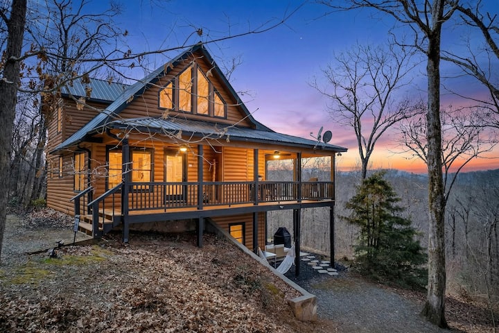 The Summit On Sunrise | Blue Ridge | Hot Tub - Blue Ridge, GA