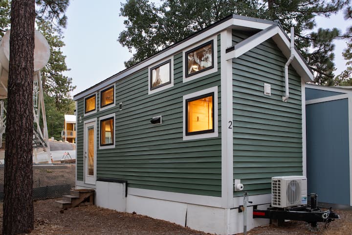 Beautiful Tiny Home On Glorious Farm With Views - Sebastopol, CA