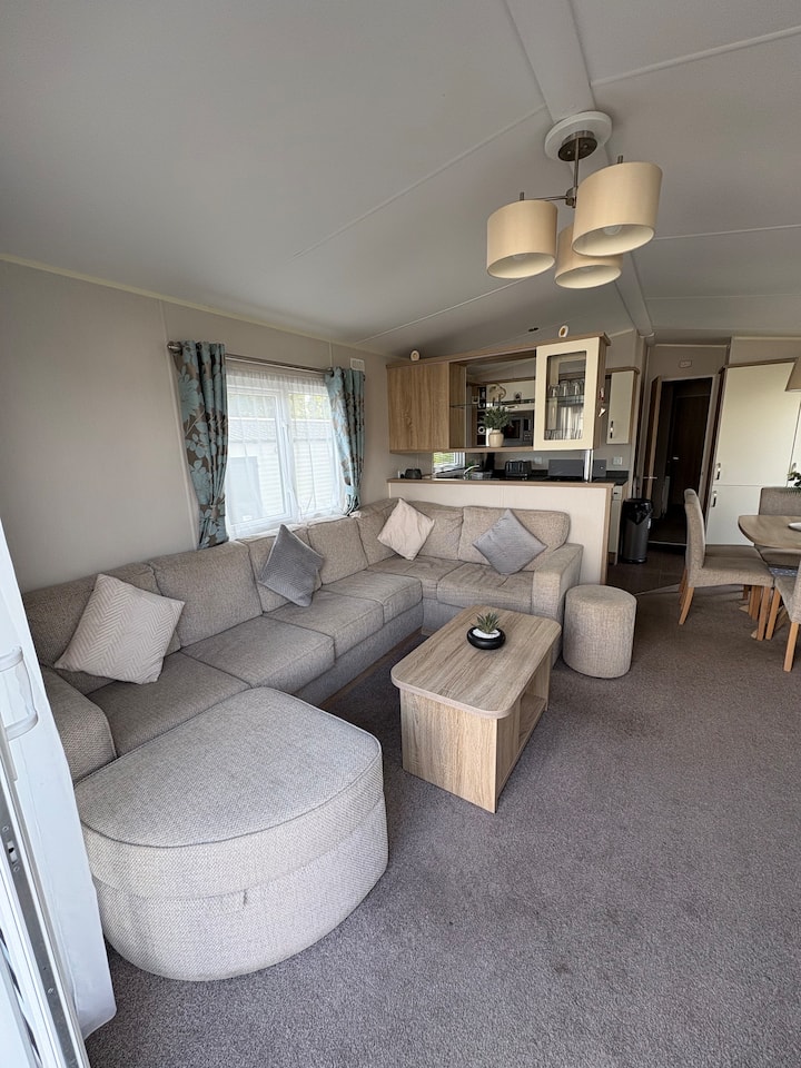 Beautiful Static Caravan In Tenby To Rent. - Tenby