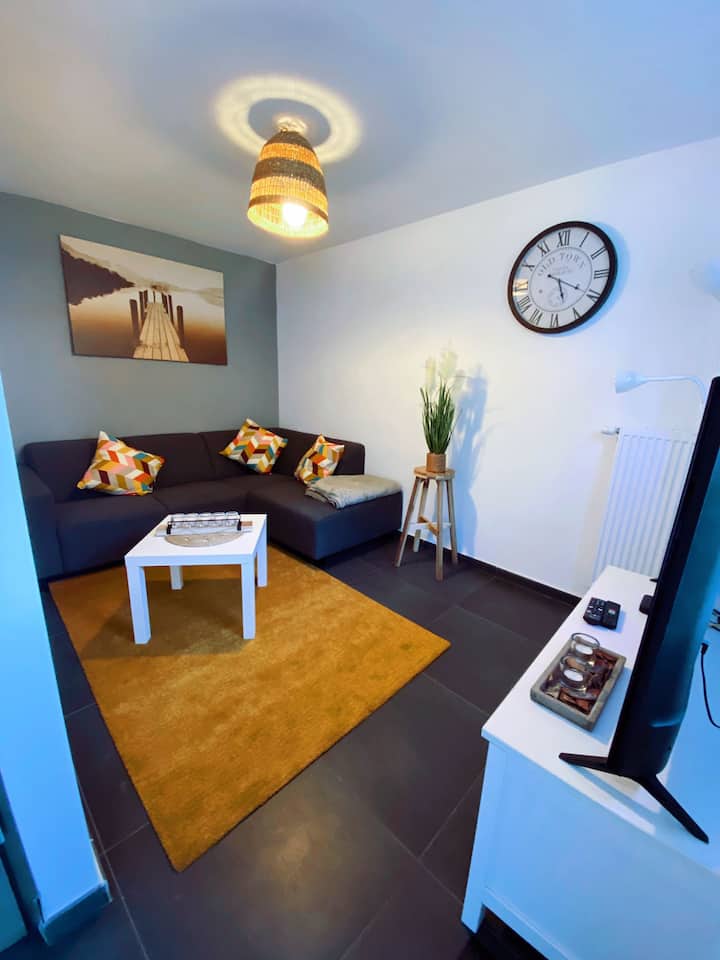 Charmant Logement 2 Chambres - Charleroi
