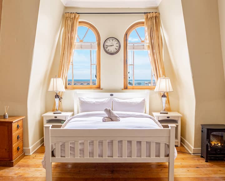 Dune Atlas | Historic Downtown Penthouse + Seaview - Namibia