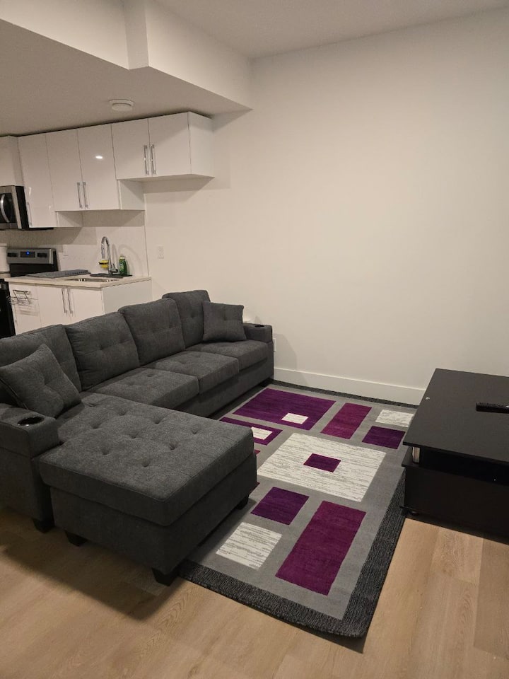Spacious 1 Bedroom Suite, North, Edmonton, Ca - Edmonton, Canada