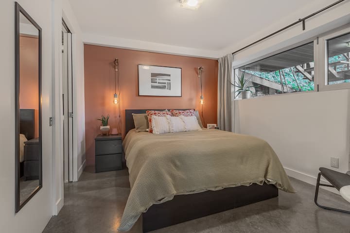 Peaceful Studio In Qc Ideal For Students & Workers - Levis