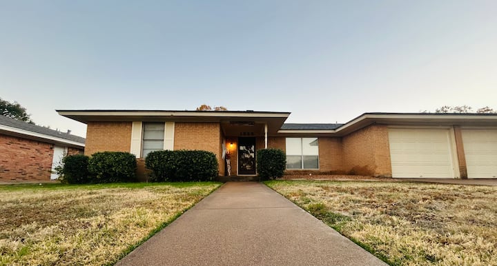 Big Country Staycation - Abilene, TX