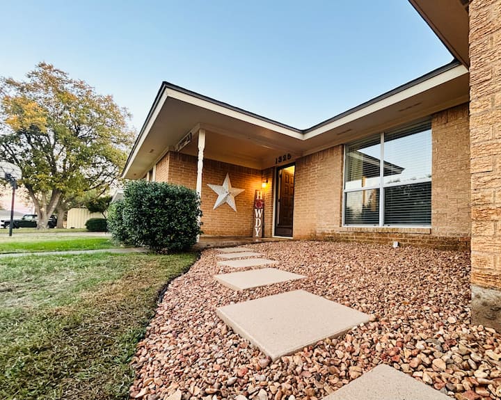 Big Country Staycation - Abilene, TX