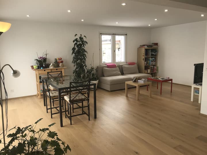 Charmante Petite Maison Au Cœur Du Val-de-ruz - Neuchâtel