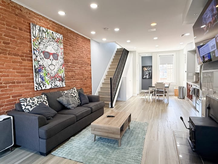 Impeccable Capitol Hill B&b. Free Parking Pass! - Washington, DC