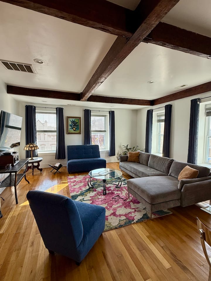 Walk To Concerts & The Riverwalk! - Wilmington, NC