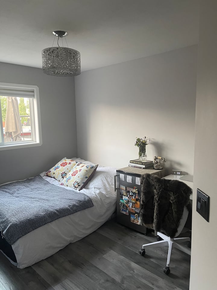 Original Olive Room - Red Deer