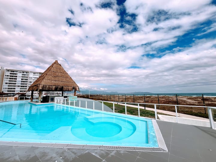 Inmejorable Vista A Faro Momumental - La Serena