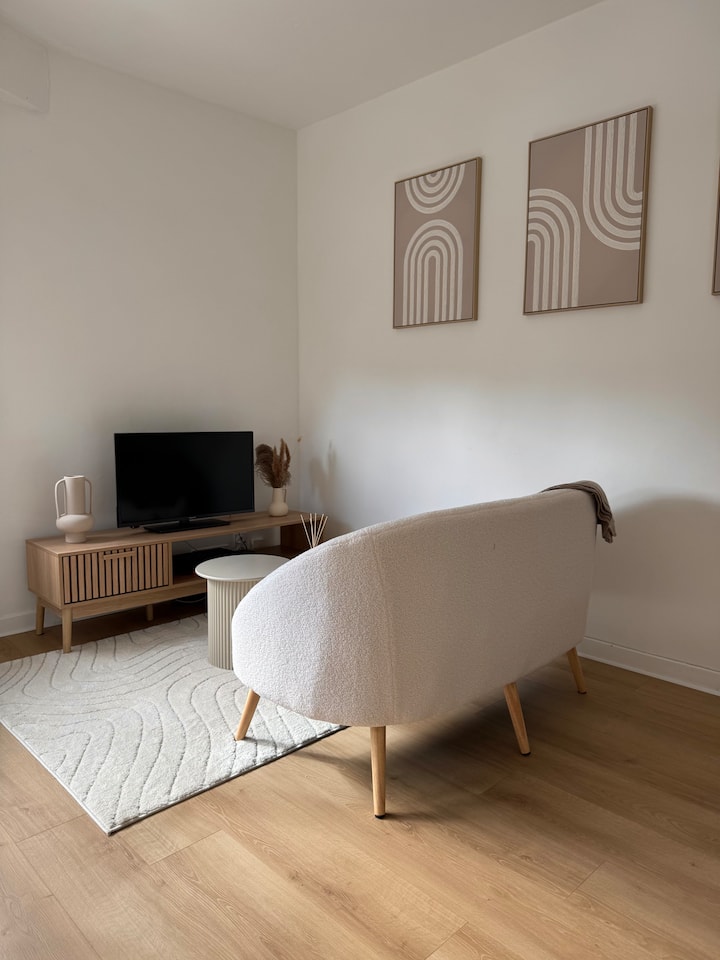 Chaleureux Moderne, Centre-ville + Parking - Brive-la-Gaillarde