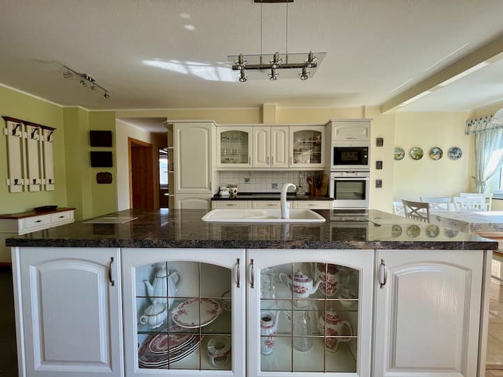 3,5 Zimmer Landhausstil Apart (Bergblick) - Oberwiesenthal