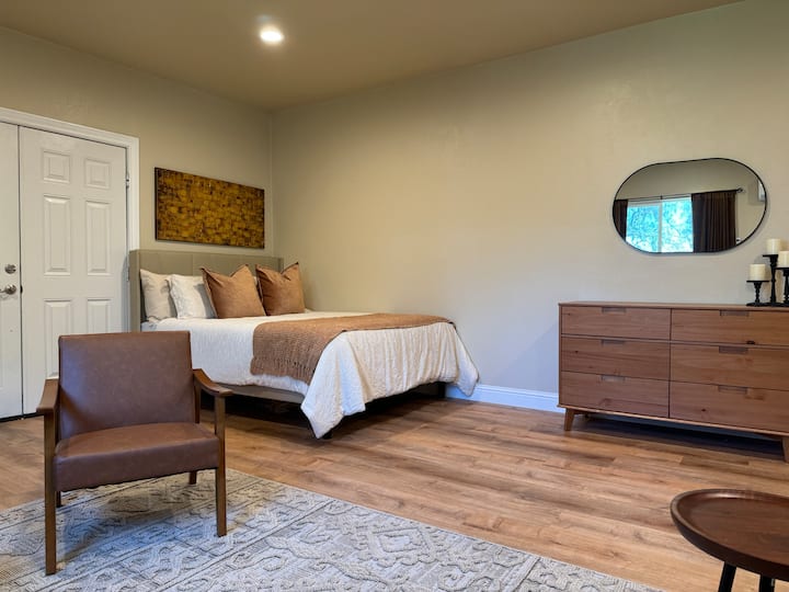 Separate Guest House - Folsom, CA