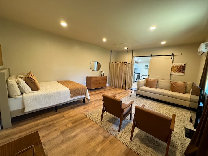 Tranquil, Stylish Guesthouse Near The Lake - Granite Bay, CA