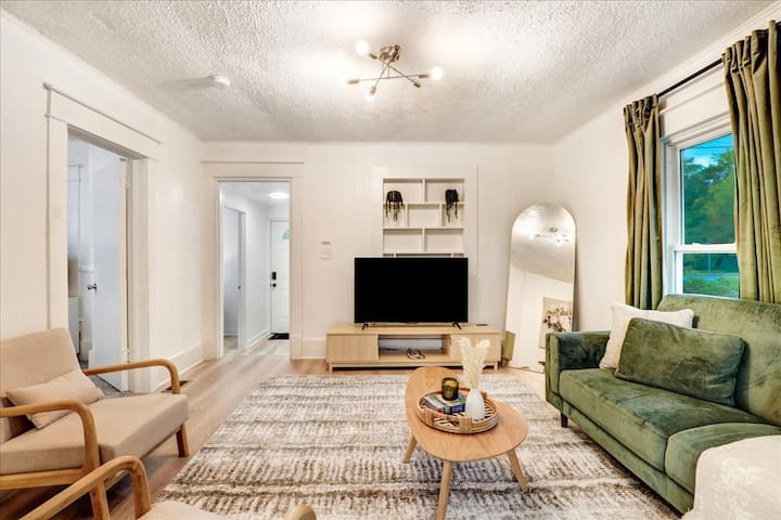 Fayetteville Comfort Getaway | 8 Guests - Fayetteville, NC