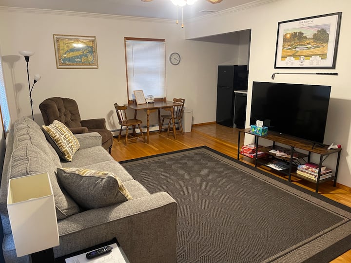 Cozy Apartment Near Bethpage State Park & Lirr - Woodbury, NY