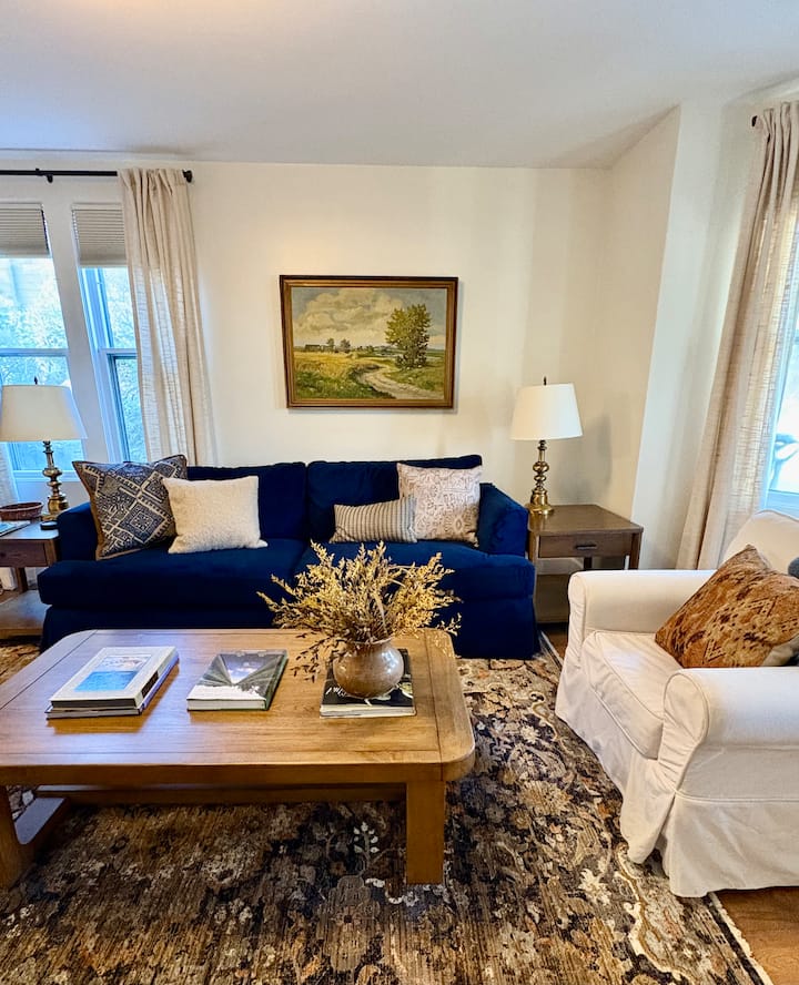 Downtown Spacious Apartment - Moscow, ID