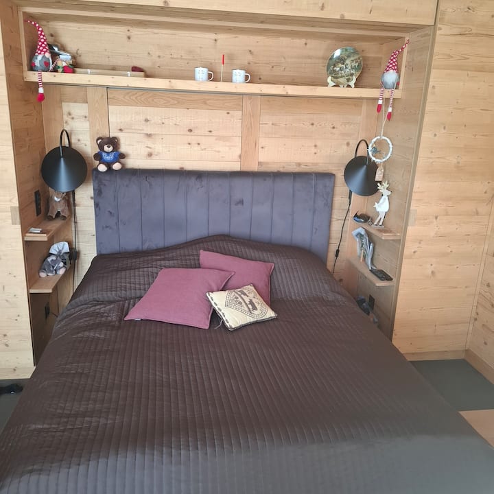 Wunderschönes App (Studio). Wellness & Fitness - Andermatt