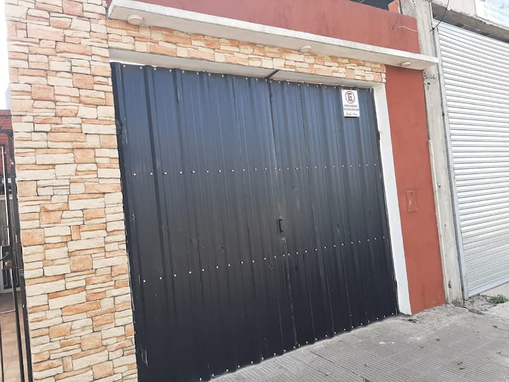 Alquiler Con Excelente Ubicación - Corrientes, Argentina