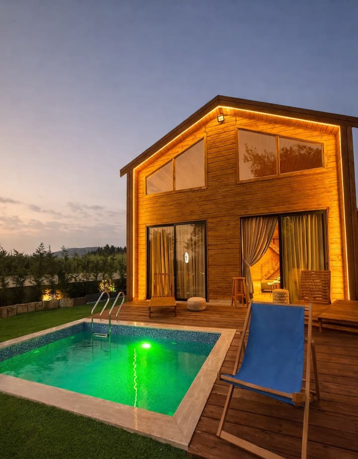 4 Bedrooms Bungalow With Pool - Batroun Downtown - Líbano