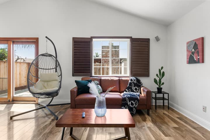 Jane's Home (Cs) | Spacious 3b Home + Hvac - Fremont, CA