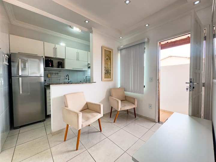 Flat Completo Prox. Da Rodoviária E Shopping - Cabo Frio