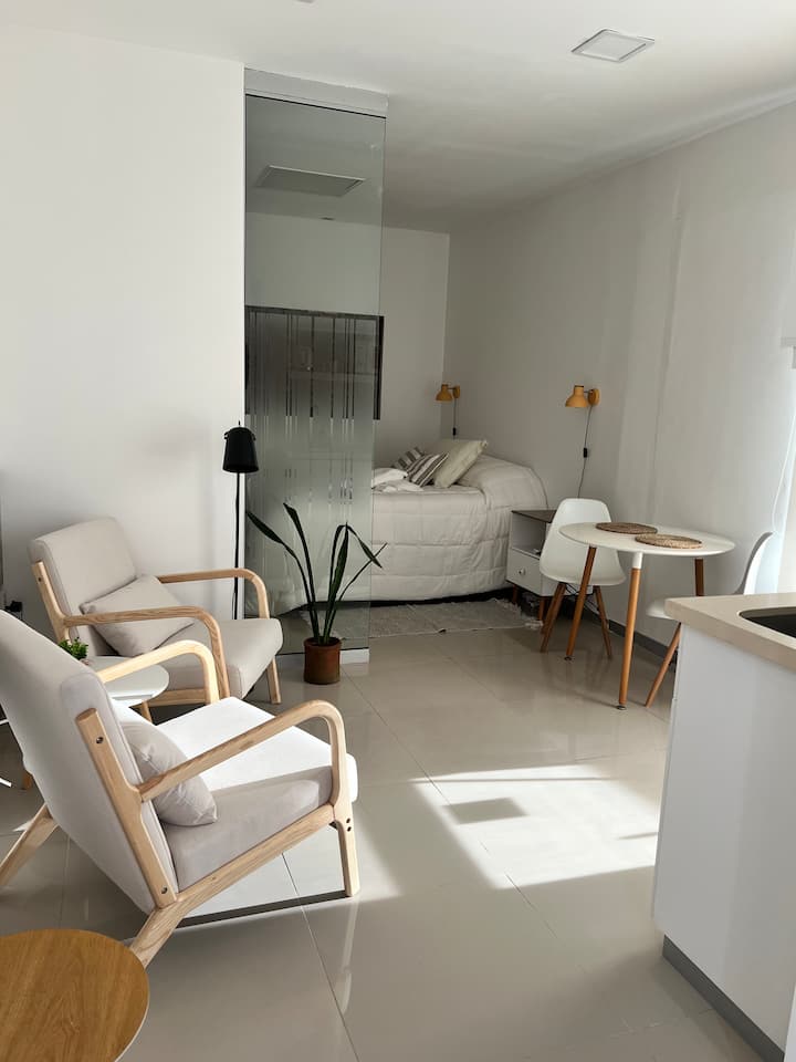Cónfortable Monoambiente - Flores Department