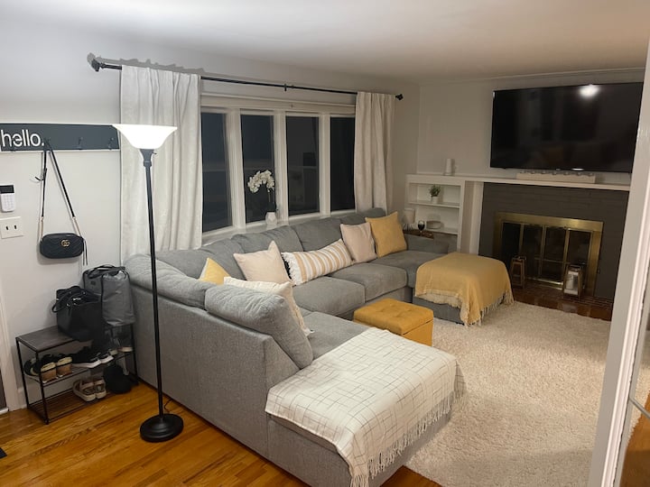 Cozy Home In Quiet Neighborhood Near Downtown - Winston-Salem, NC