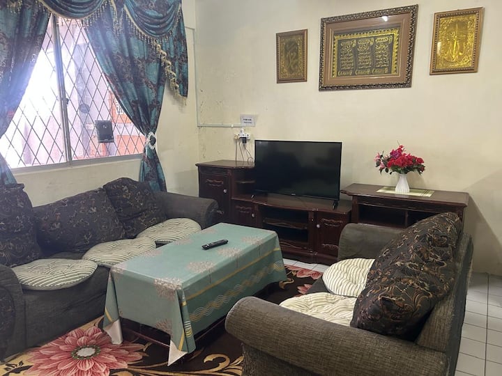 Putatan Family Home - Kota Kinabalu