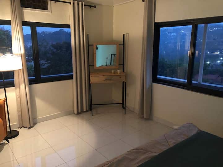 Modern And Cozy Prime Location - Kigali