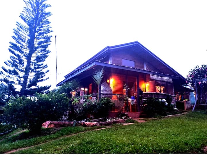 Quinto's Farmhouse
Sitio Calamuhoy, Kapatagan - Digos City