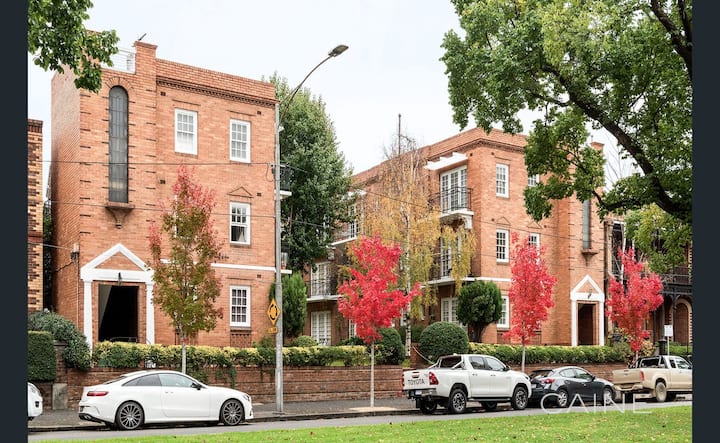 New Private Sanctuary By Cbd, Mcg & Gardens - Rod Laver Arena