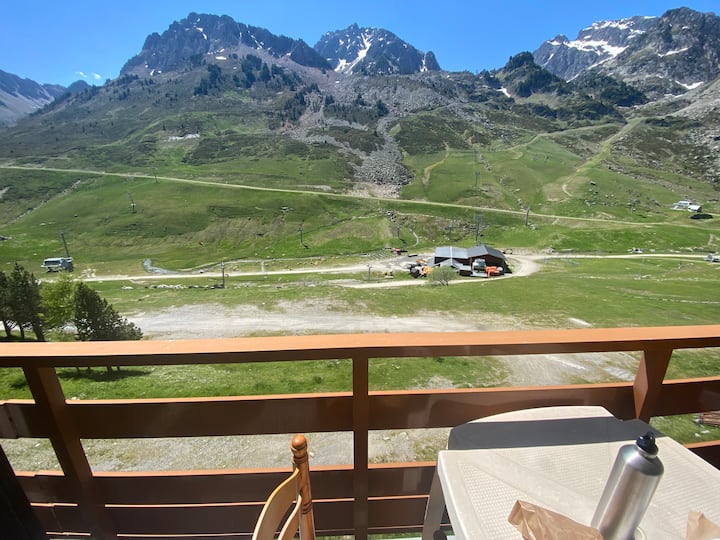 Face Aux Sommets – La Mongie Pied Des Pistes - La Mongie