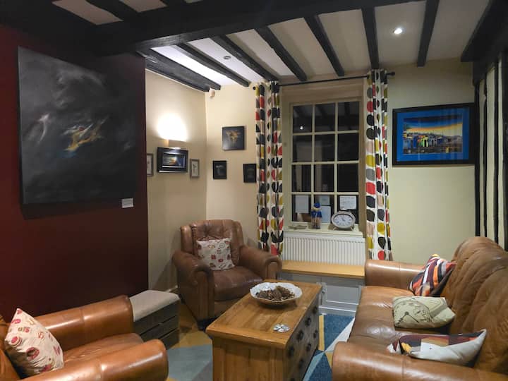 Unicorn Hotel Family Room 2 - Llanidloes