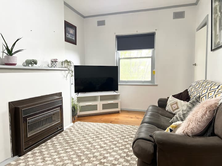 3 Bedroom Budget Accomodation In Mt Gambier - Mount Gambier