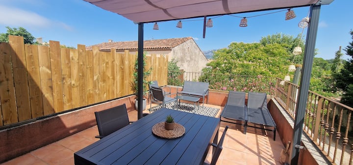 Le Pradet (Var), T2 En Duplex Avec Terrasse. - Le Pradet