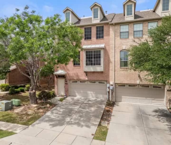 Renovated 4br, 6 Bed, 3.5 Bath• Near Dfw Airport - Lewisville