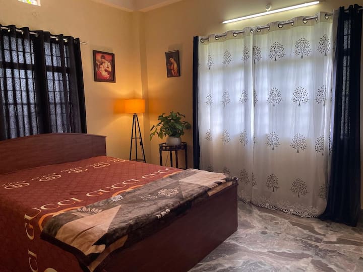 Nature's Edge 2bhk Retreat - Siliguri