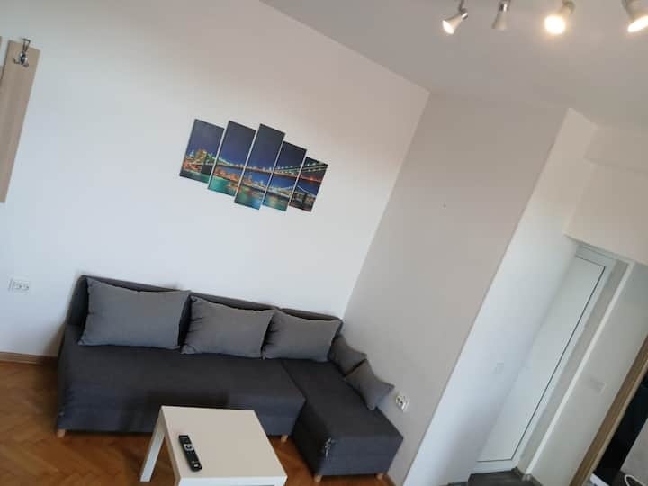 M&m Uniri/ 11 Iunie St./ Park Carol, Cozy&quit - Bucharest