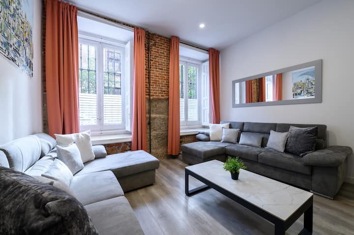 5br 3bth · City Center · Quiet · Temporary Stay - Madrid