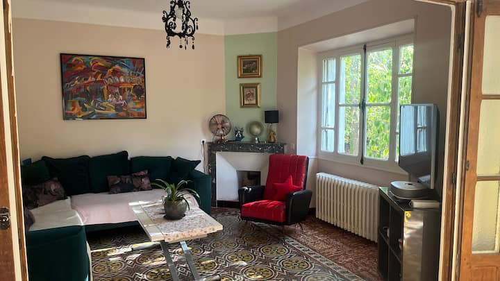 Chambre Dans Grande Maison - Alès