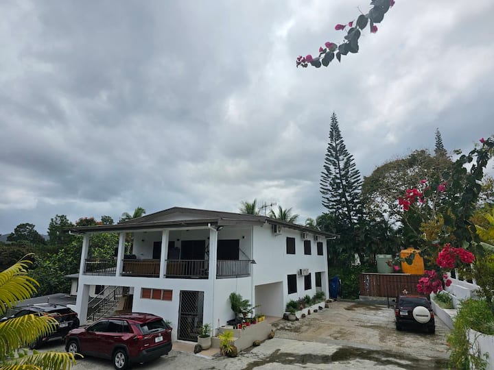 Shankar's Apartment 
Lot 30 Tamavua - 수바