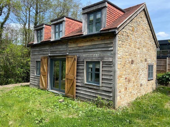 Meadow View - Stunning Home In A Perfect Location - Warminster