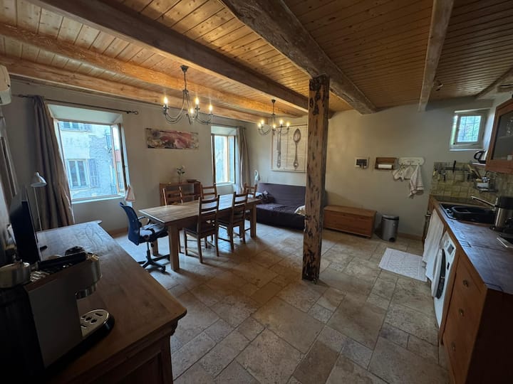 Maison En Bord De Vieille Ville - Menton