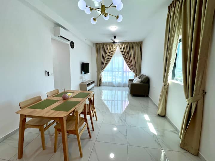 Brand New Golden Light Chic Homes - Batu Kawan
