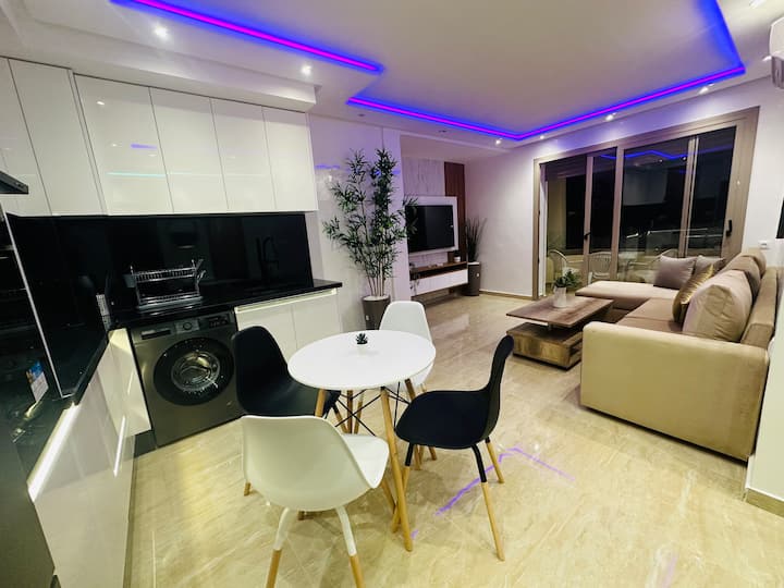 Appart De Luxe à 2 Min De La Gare & Plage &Centre - Tangier