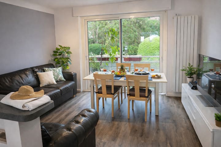 Grand T4 Lumineux/parking Gratuit/plage à Pied - Biarritz